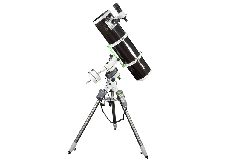 Skywatcher Teleskop N 200/1000 Explorer 200P EQ5 Pro SynScan GoTo